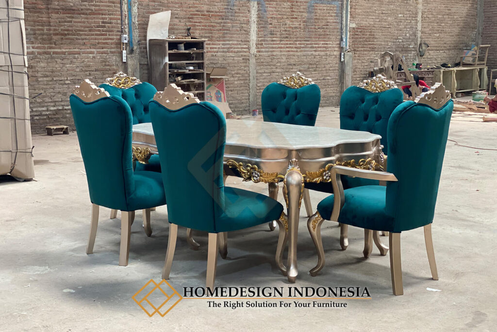 Meja Makan Mewah Clarita Luxury Carving Majesty Style 1544